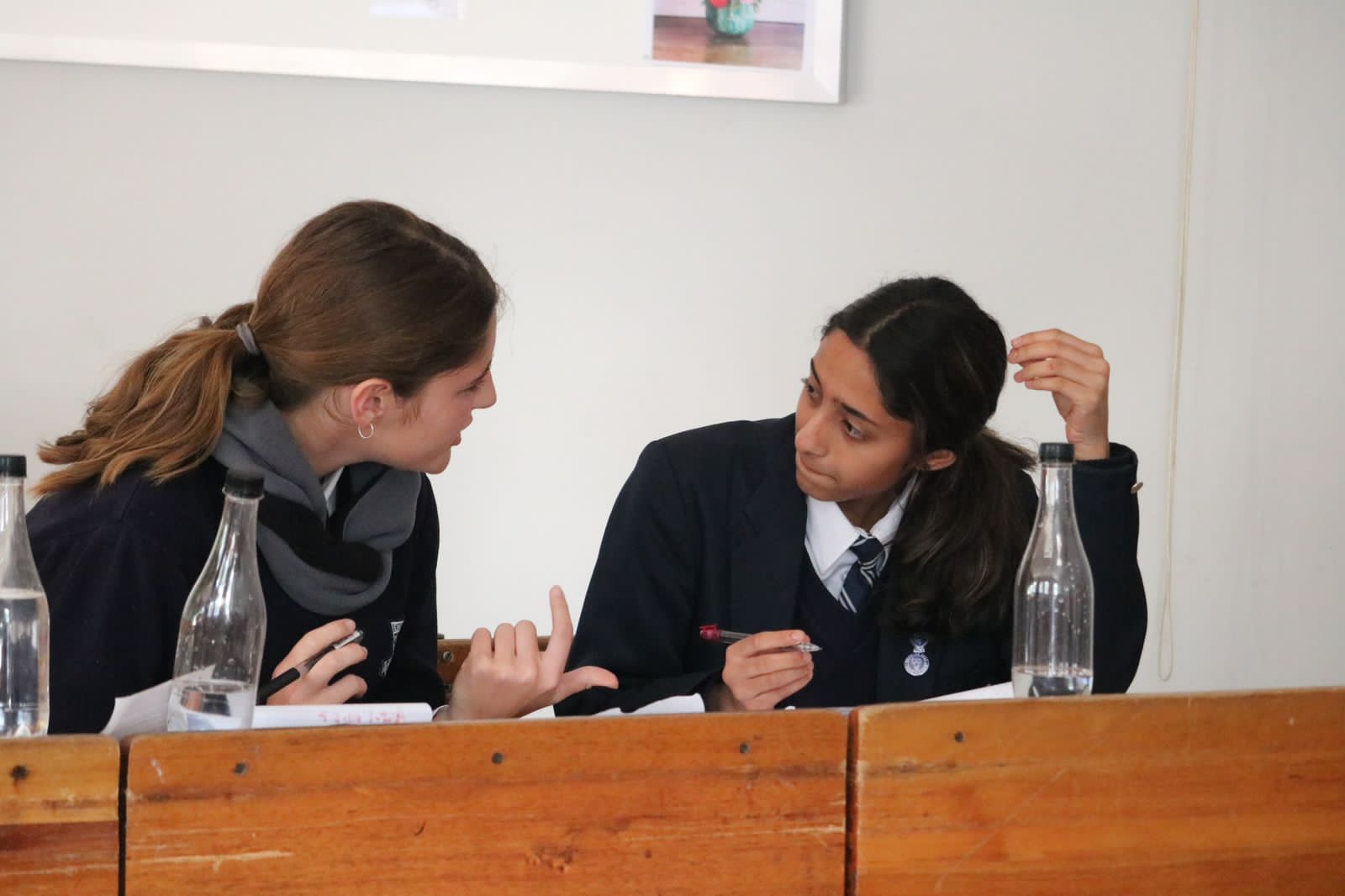MUN Debating — Rhenish Girls' High School